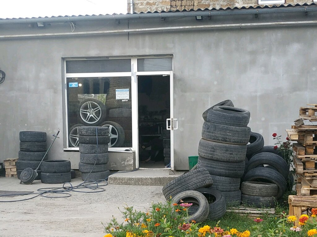 Oto lastik tamiri Шиномонтаж, Simferopol (Akmescit), foto