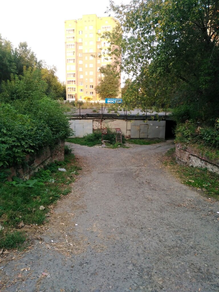 Garajlar Восток, Tiumen, foto