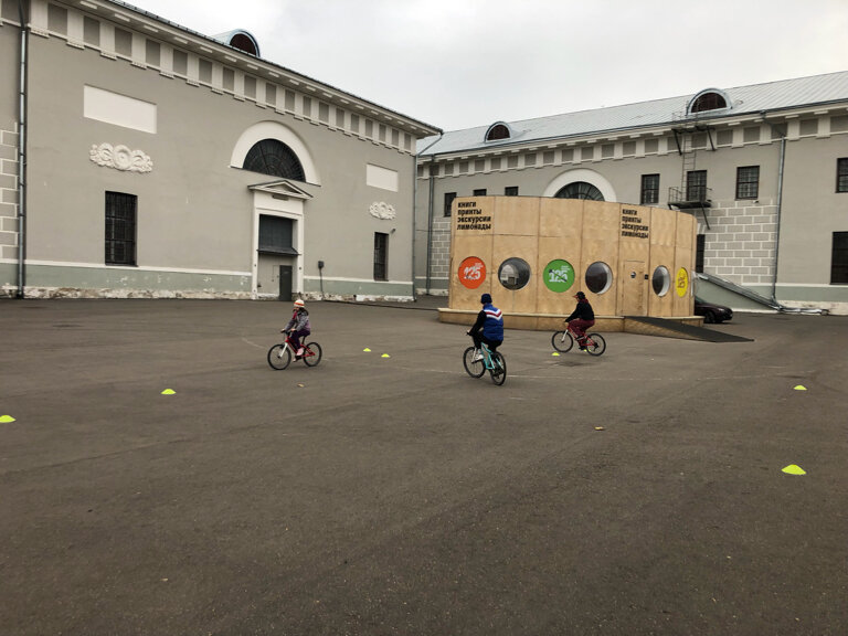 Bisiklet tamircileri Велокухня, Moskova, foto