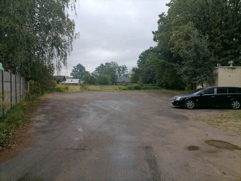 Otoparklar Автомобильная парковка, Brest, foto