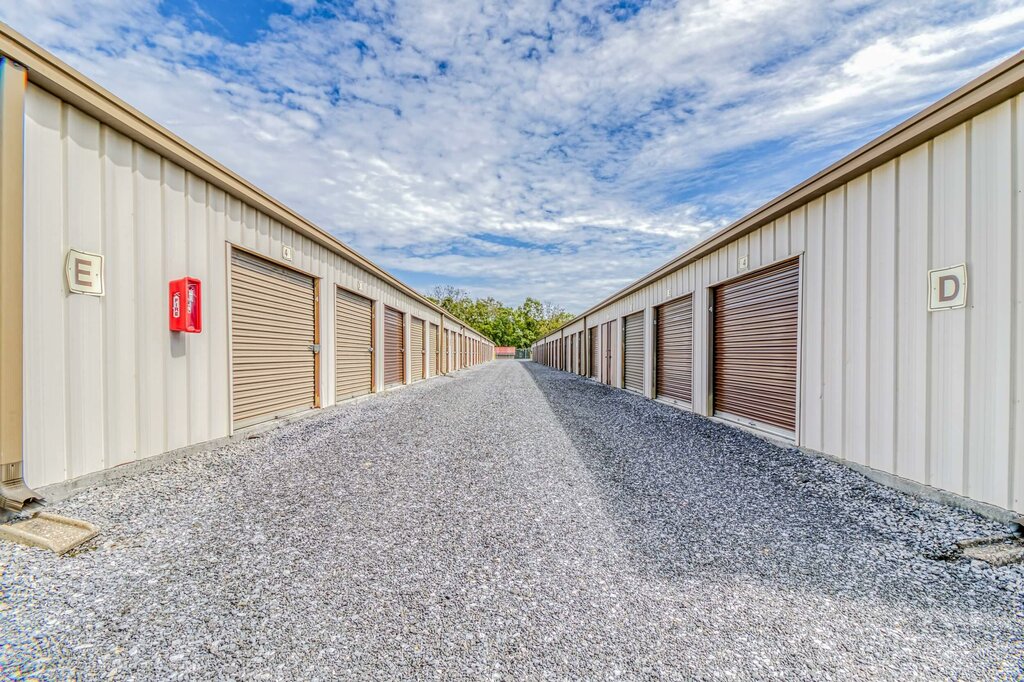 Depo hizmetleri Valley Storage, Batı Virginia Eyaleti, foto