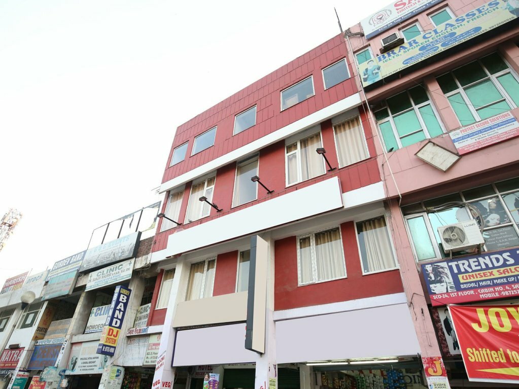 Otel Oyo 15030 Hotel Ess Pee Grand, Punjab, foto