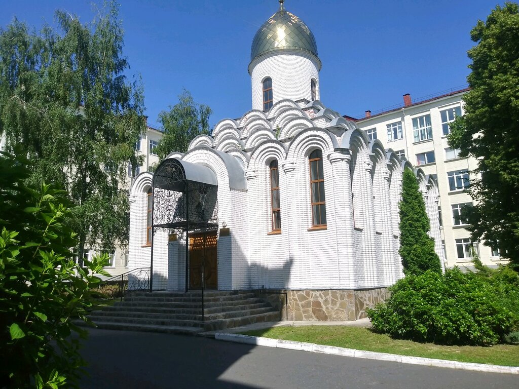 Ortodoks kiliseleri Kirilla i Mefodiya Church, Kursk, foto