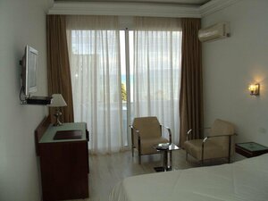 Hotel Corniche Palace (Bizerte), otel  Bizerte'den