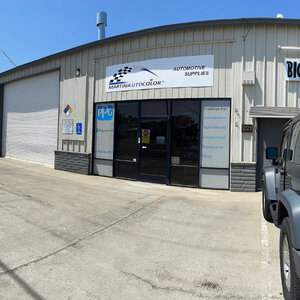 Martin Auto Color (California, Sutter County, Yuba City), otomobil servisi  Yuba City'den