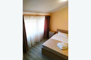 Севастопольский (Городское шоссе No:20), otel  Sevastopol'dan