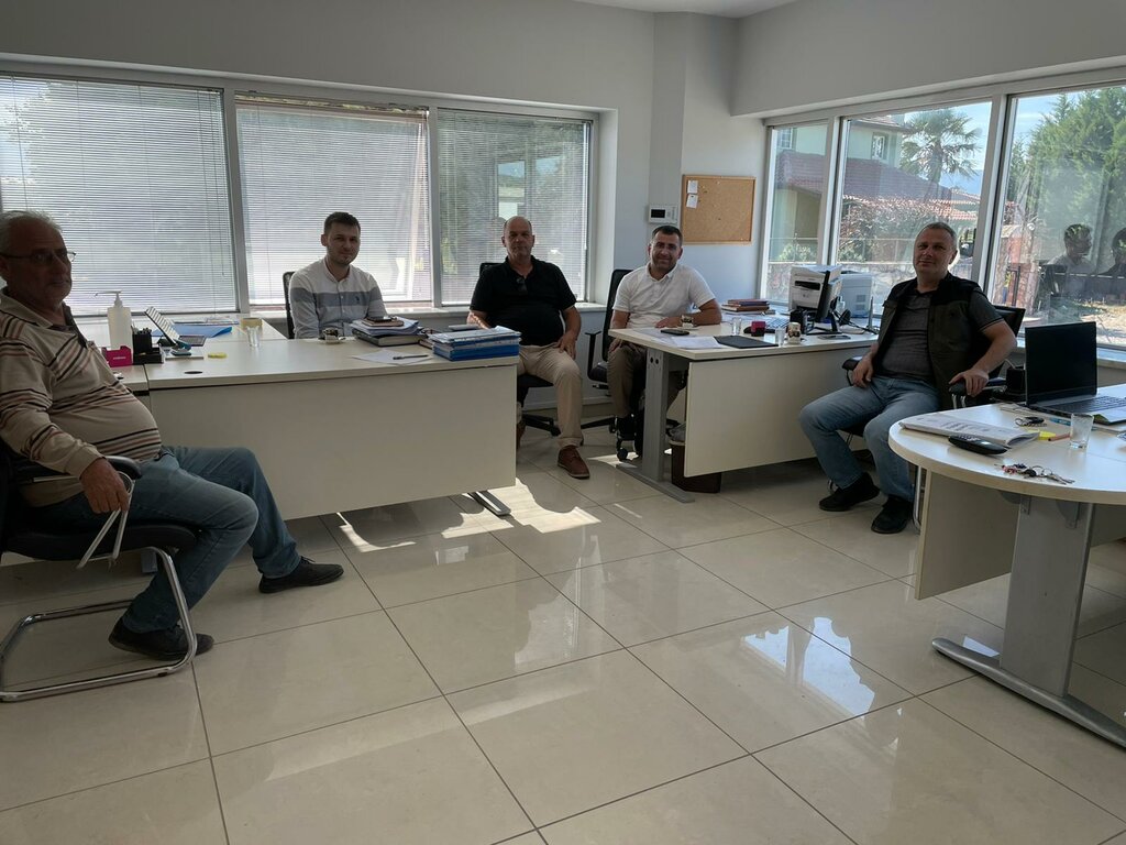 Kereste üretim ve satış şirketleri Geyve Entegre Ağaç Sanayi Tic. Ltd. Şti, Geyve, foto