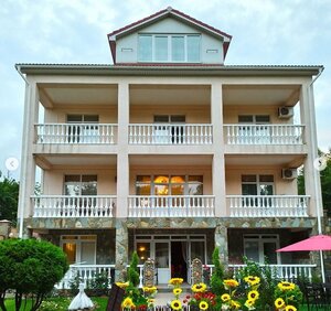 Золотая Лоза (ulitsa Gertsena No:5, Gelendzhik), otel  Gelencik'ten