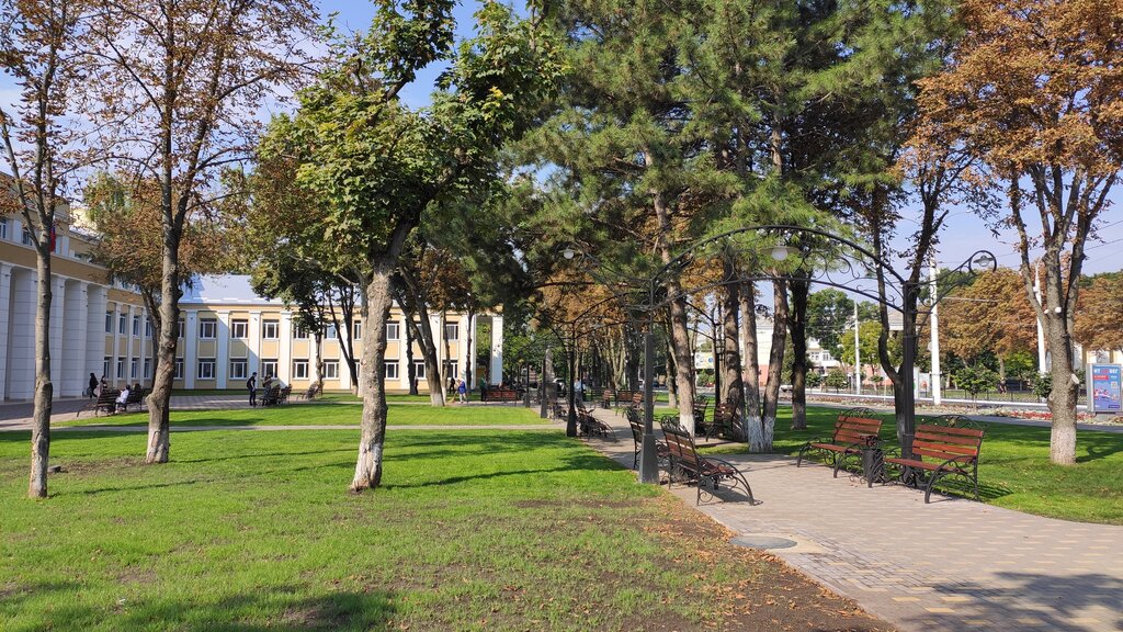 Kültür ve eğlence parkları Университетский сквер, Tiraspol, foto
