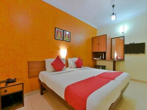 Hotel Manoshanti (Goa, North Goa County, Tiswadi Subdistrict, City of Panaji, Dr Dada Vaidya Road), otel  Panaji'den