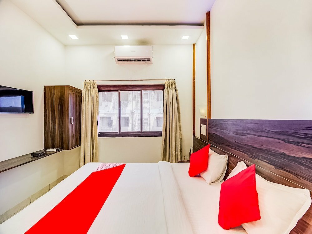 Otel Oyo Flagship 19825 Hotel Panchratna, Mumbai, foto
