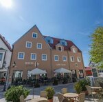Hotel im Ried (Hindenburgstraße No:30, Donauwörth), otel  Donauworth'ten