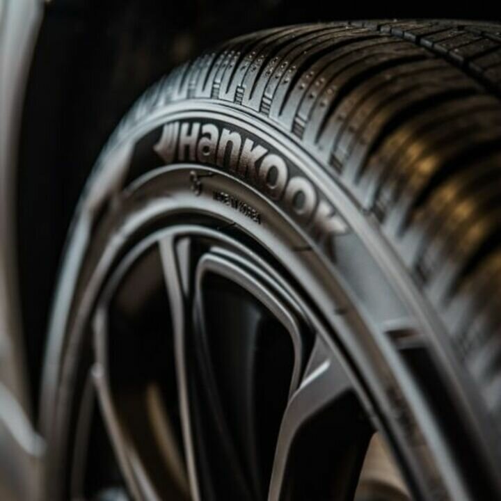 Kamyon ve ağır vasıta satış ve servis firmaları Neumáticos Rc, , foto