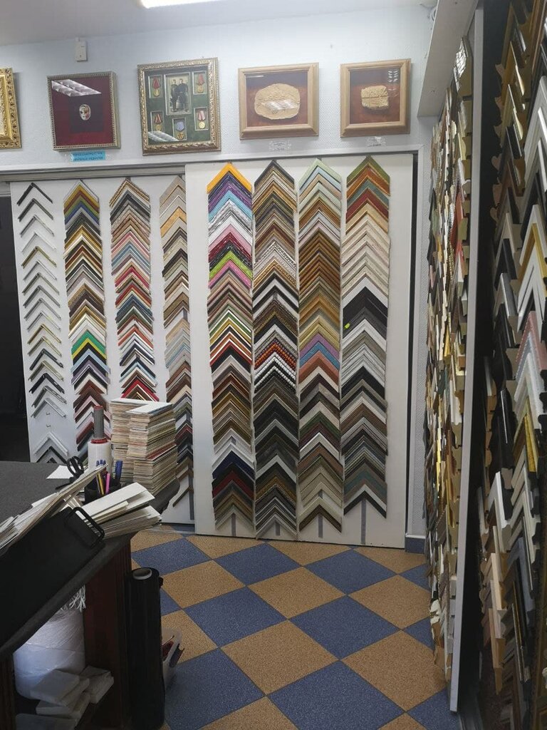 Resim, tablo ve çerçeve mağazaları Frame studio, Minsk, foto