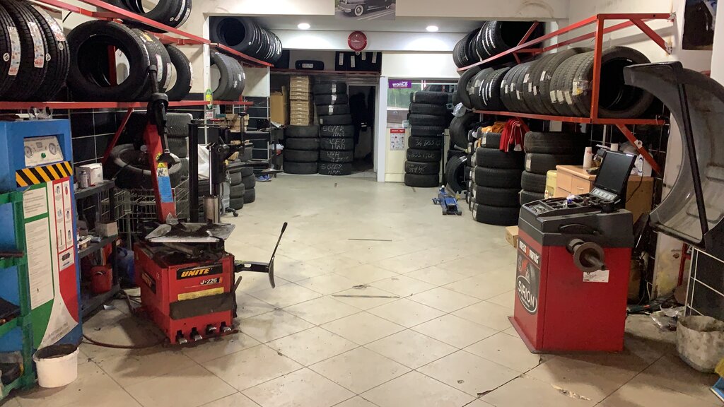 Oto lastik tamiri Lassa Garage Özkan, İstanbul, foto