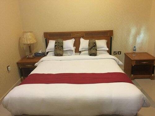 Otel Safari Hotel, Nizvâ, foto