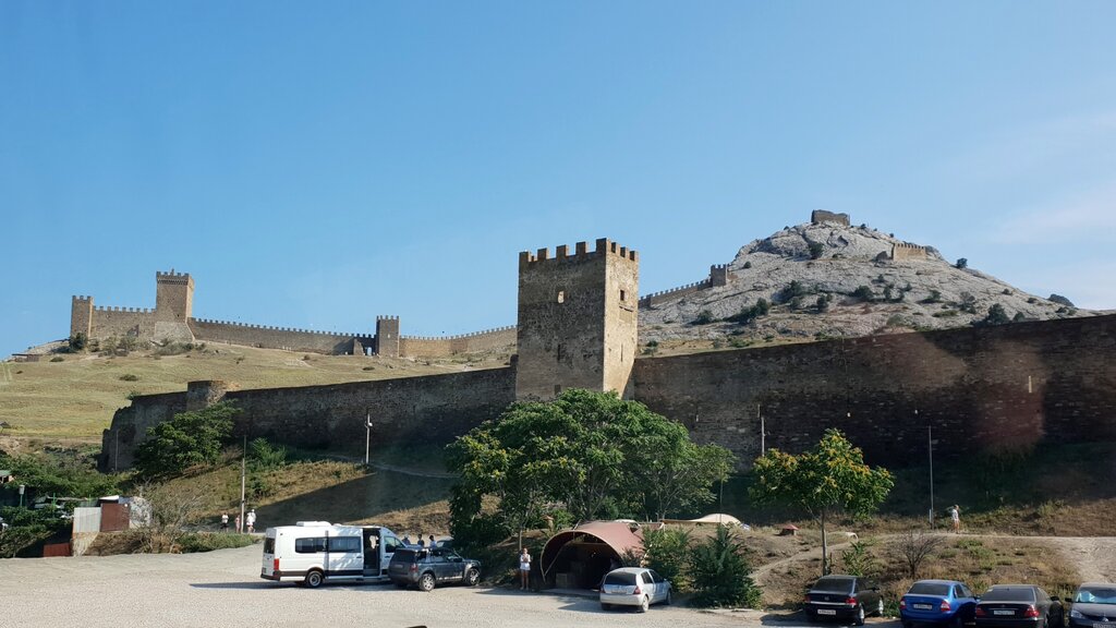 Müzeler ve sanat galerileri Башня Паскуале Джудиче, Sudak, foto