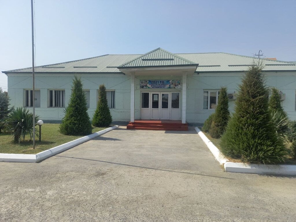 Yol yapım ekipmanları Khojaobod Tyfuk, Andican eyaleti, foto