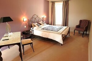 La Ferme des Mares, The Originals Relais (Normandie, Departеment Manche, Arrondissement de Coutances, Saint-Germain-sur-Ay, Rue des Mares, 28), otel