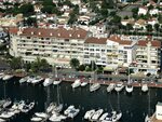 Spacious Apartment in Empuriabrava With Private Terrace (Comunidad Autónoma de Castilla-La Mancha, Toledo, Calle Sector 9, 353), kısa süreli konaklama
