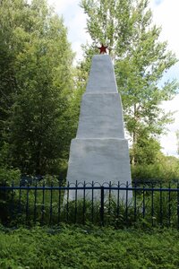 Обелиск (Smolensk Region, Shumyachskiy munitsipalny okrug, derevnya Gnevkovo), anıt, heykel  Smolenskaya oblastından