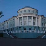 Центральная библиотека (Komsomolskaya ulitsa No:5), kütüphaneler  Boksitogorsk'tan