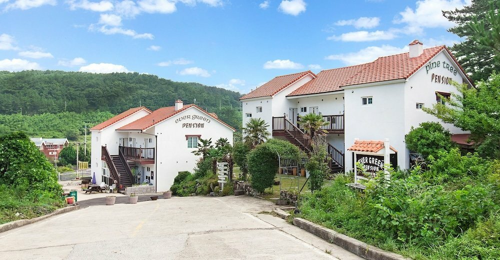 Otel Geoje Evergreen&pinetree Pension, Güney Gyeongsang İli, foto