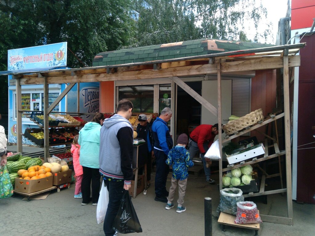 Manavlar Kiosk po prodazhe ovoshchey i fruktov, Çeliabinsk, foto