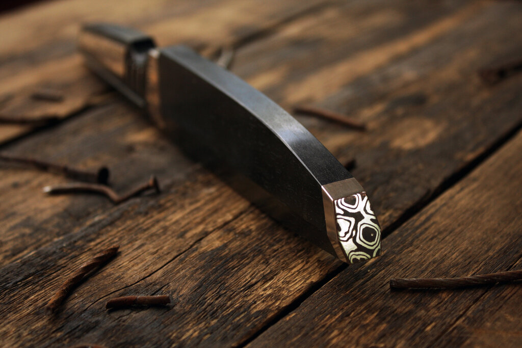 Metal eşya tamircileri AX-knives, Yekaterinburg, foto