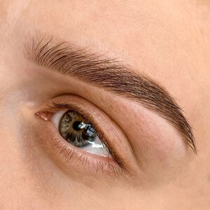 Karpova. brows (vulica Gogalia No:14А, Viciebsk), kaş ve kirpik salonu  Vitebsk'ten