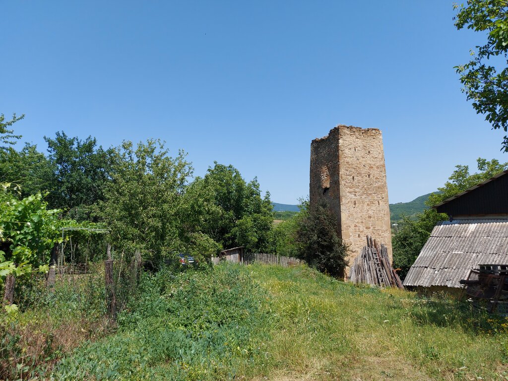 Turistik yerler Сторожевая башня, Znaur Bölgesi, foto