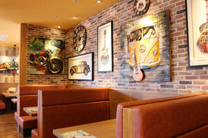 Steakhouse Bronco Billy (Fuji, 425-1 Motoichiba), restoran  Fuji'den