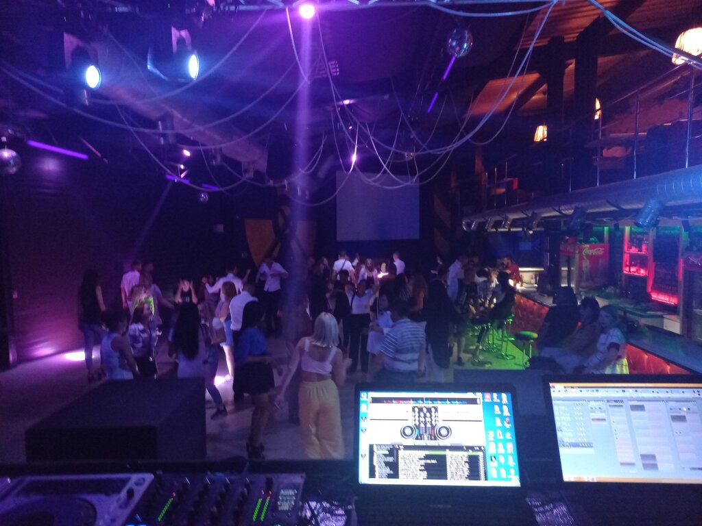 Gece kulüpleri ПромZона, Buzuluk, foto