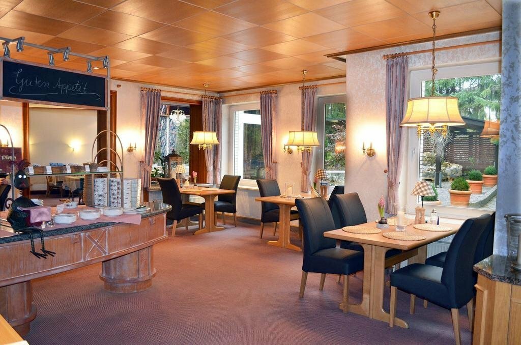 Otel Hotel Zum Goldenen Hirsch, Aşağı Saksonya, foto