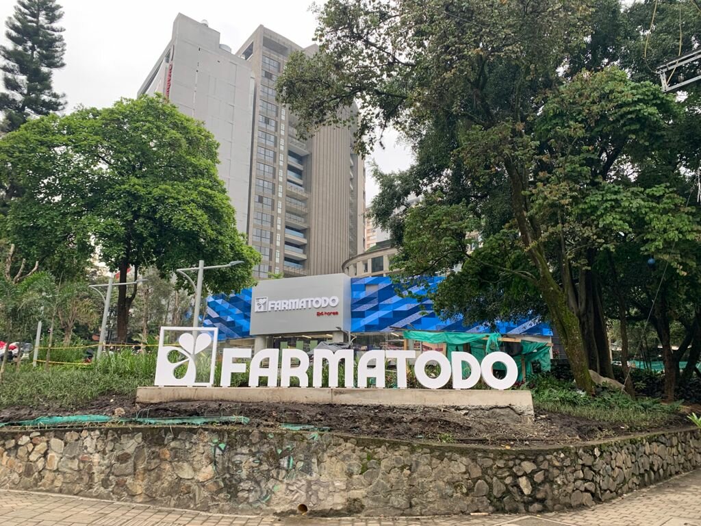 Eczaneler Farmatodo, Medellin, foto