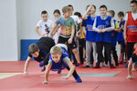 Sports Academy (St. Petersburg Avenue No:60В), spor kulüpleri  Peterhof'tan