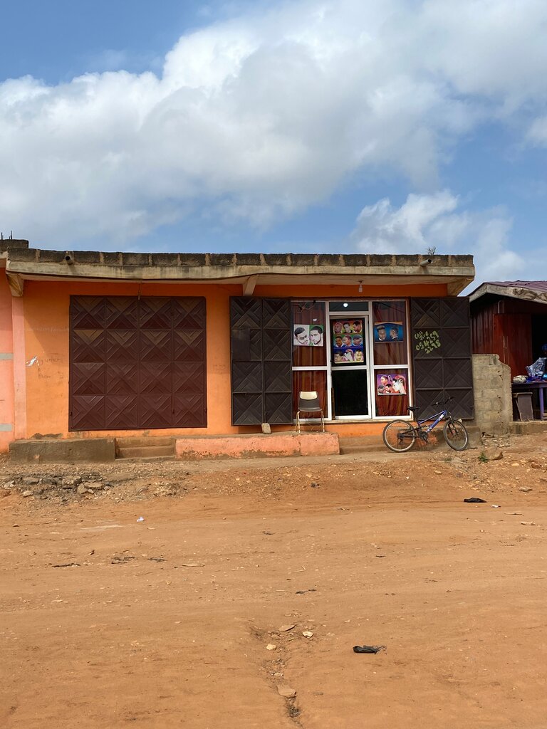 Berberler Allahu Arkbar Barbershop, Dünya, foto