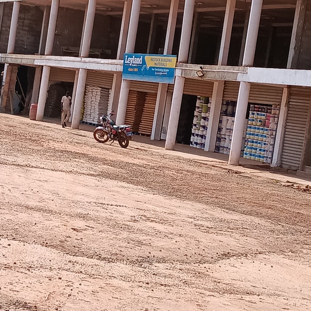 Yapı malzemeleri pazarı Restock building materials, Dünya, foto