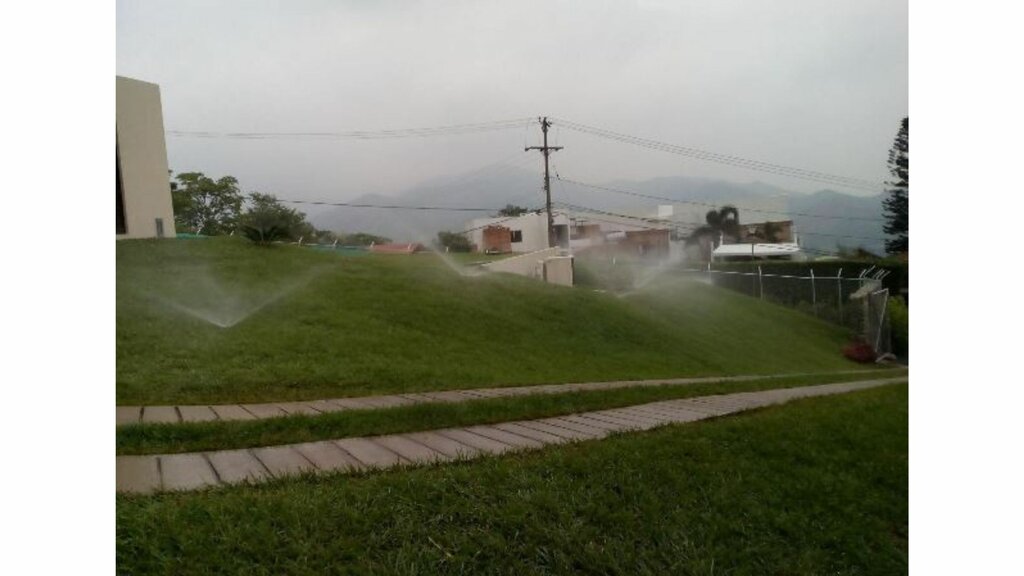 Bahçe ekipmanları ve teknolojileri Wcs Soluciones EN Riego, Cali, foto