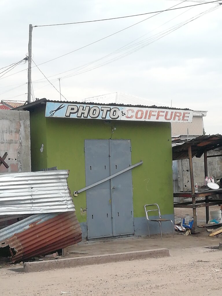 Kuaförler Photo & Coiffure, Brazzaville, foto