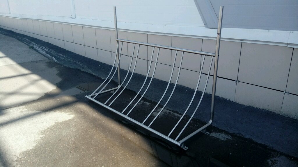 Bisiklet park yerleri Bicycle parking, Magnitogorsk, foto