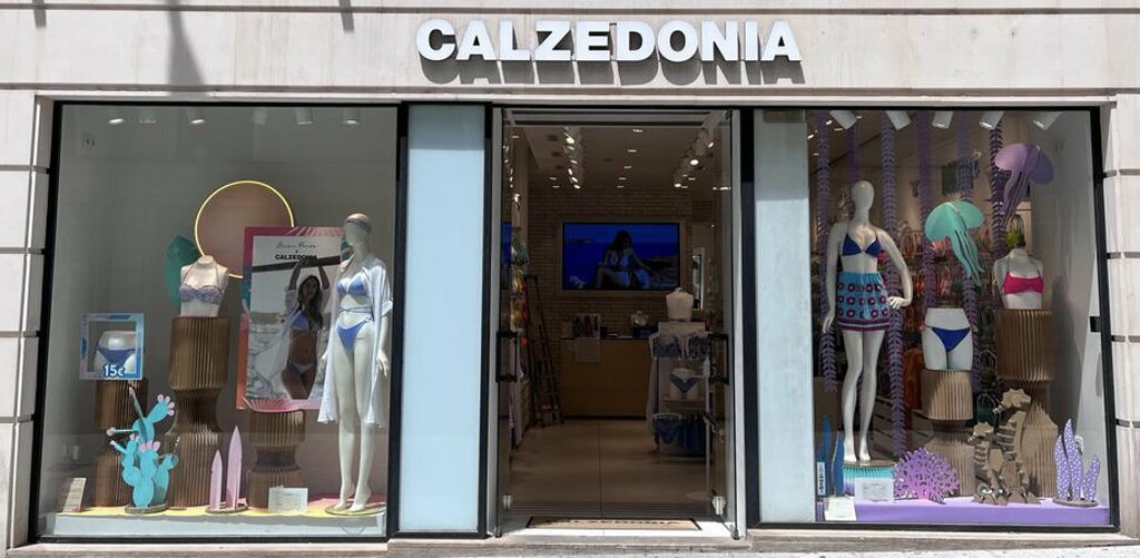 Giyim mağazası Calzedonia, Valladolid, foto