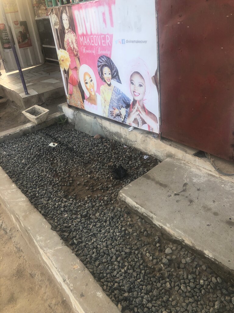 Güzellik salonu Divine make over, Dünya, foto