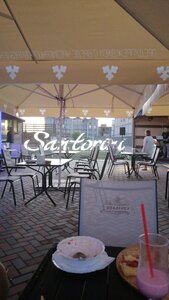Santorini (улица 40 лет Победы No:1А, село Береговое), kafe  Kırım Cumhuriyeti'nden