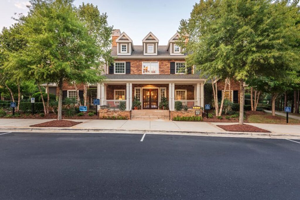 Emlak ofisi The Estates at Ballantyne, Charlotte, foto