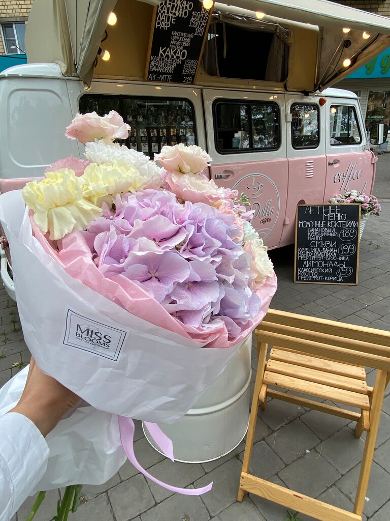 Çiçek teslimatı Miss Blooms, Krasnoyarsk, foto