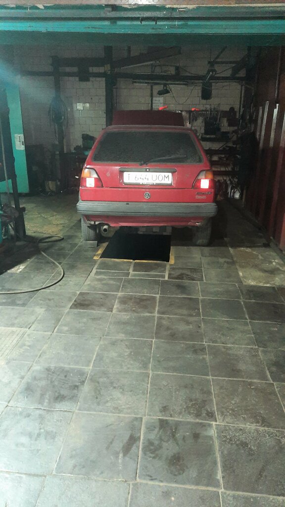 Otomobil servisi Bromot, Kuzey Kazakistan eyaleti, foto