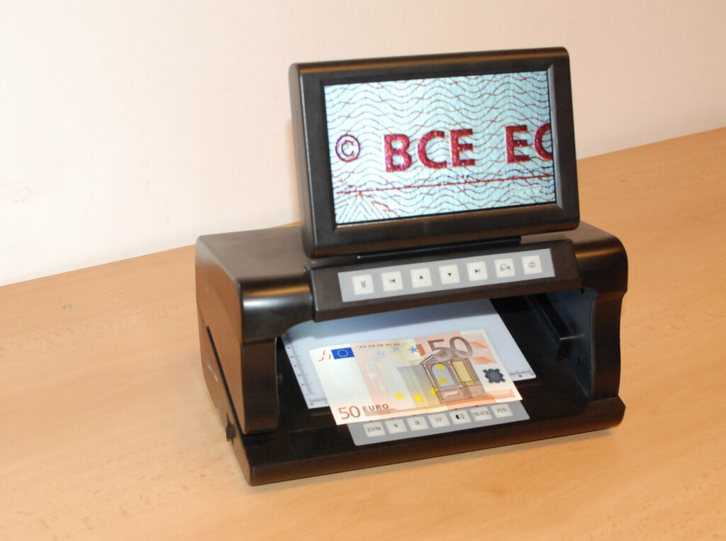 Elektronik ofis ekipmanları Euro Holography, Dubai, foto