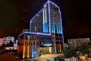 Microtel by Wyndham Sanya Dadonghai (Hainan Province, Sanya city, rayon Tsziyan, mikrorayon Shanpintsze), otel  Sanya'dan