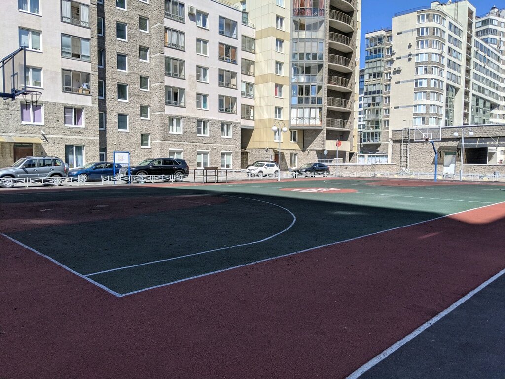 Spor alanı Баскетбольная площадка, Saint‑Petersburg, foto